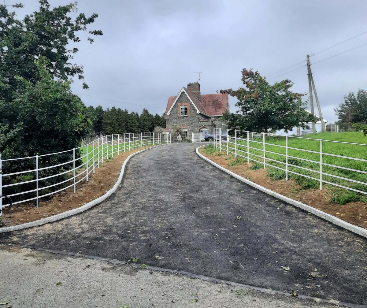 Estate Fence - Fencing product by Mulligan Fencing