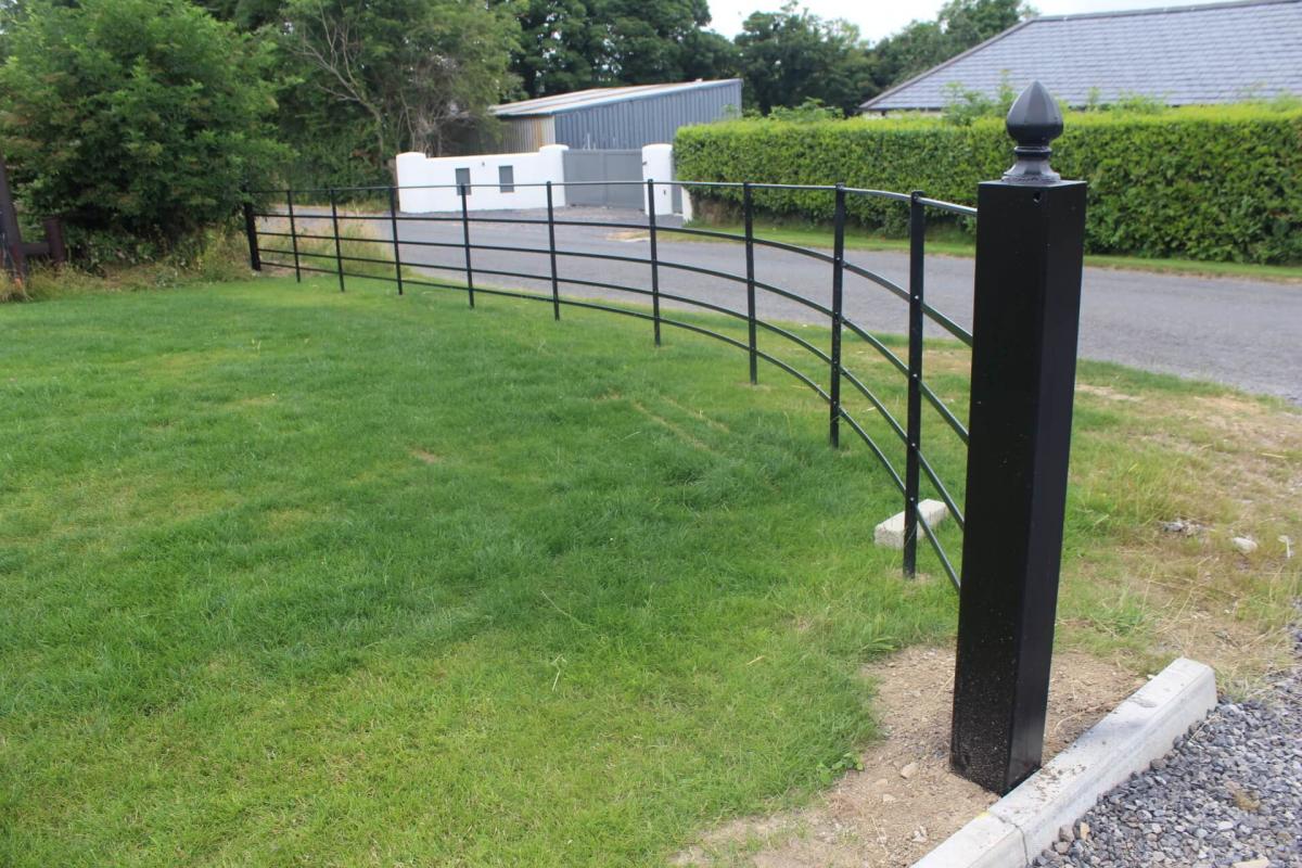 Estate Fence - Fencing product by Mulligan Fencing