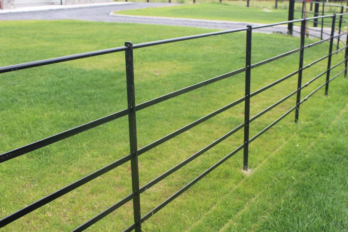 Estate Fence - Fencing product by Mulligan Fencing